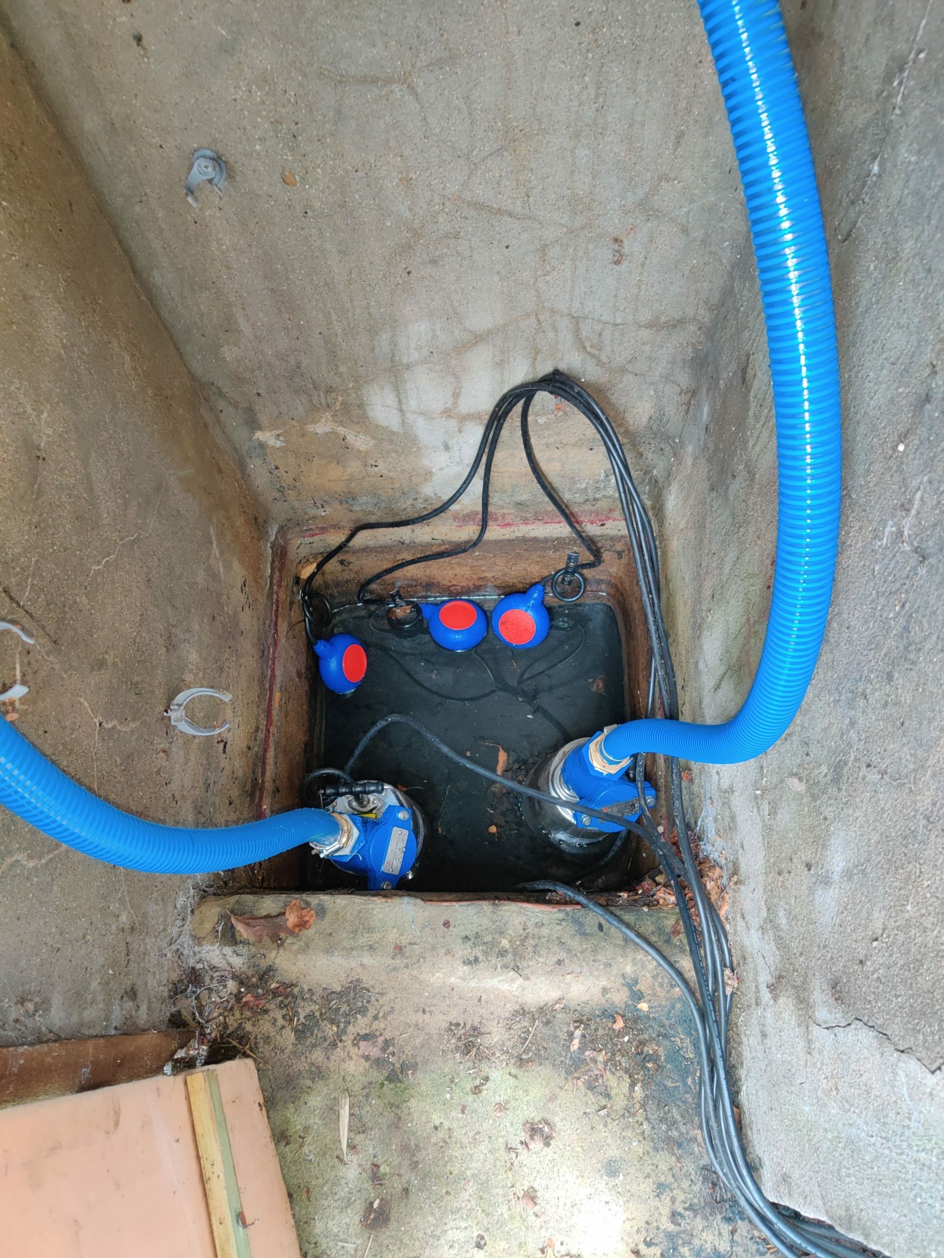 Een dompelpomp plaatsen: De Pompshop legt uit hoe je het doet.